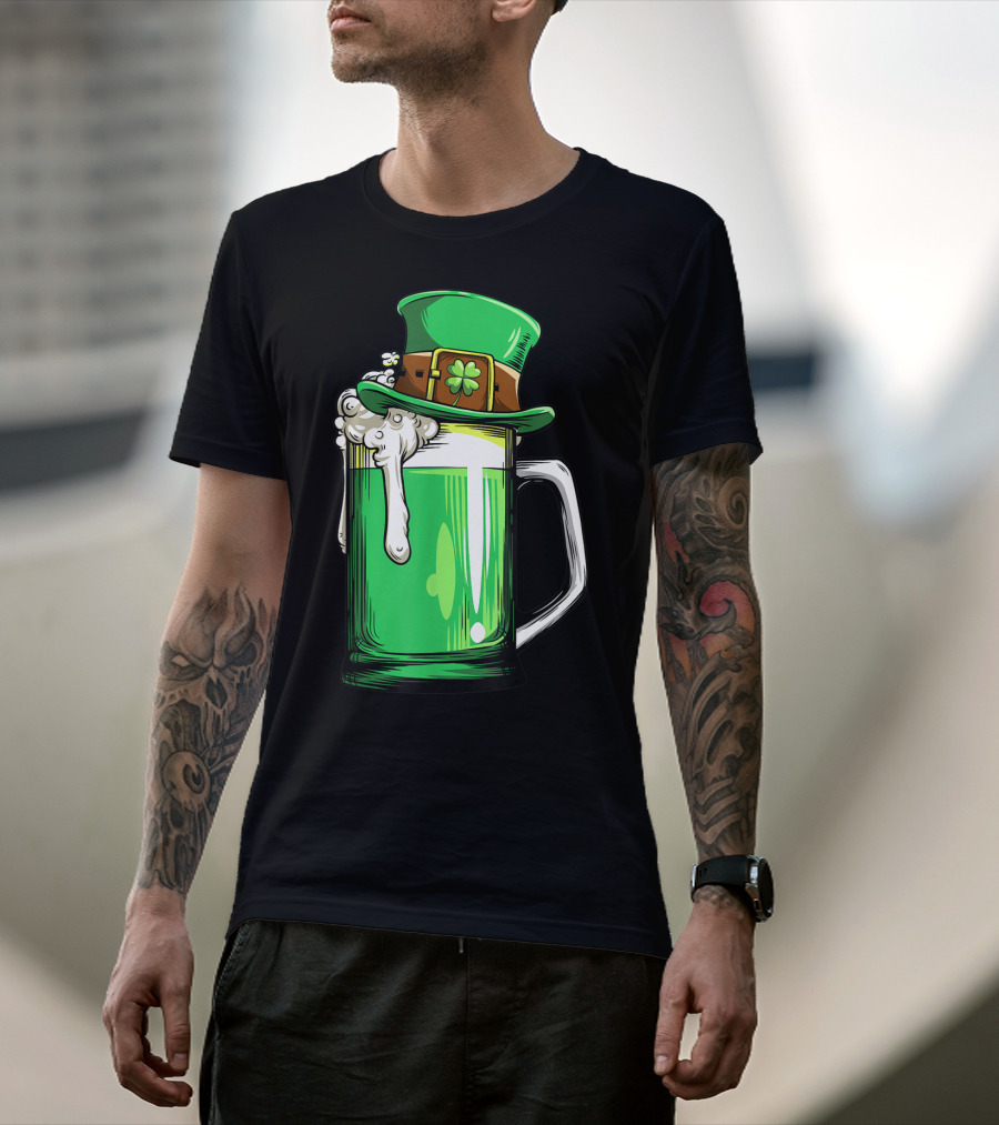 Green Beer Mug Leprechaun Hat St Patricks Day Men Drinking T-Shirt