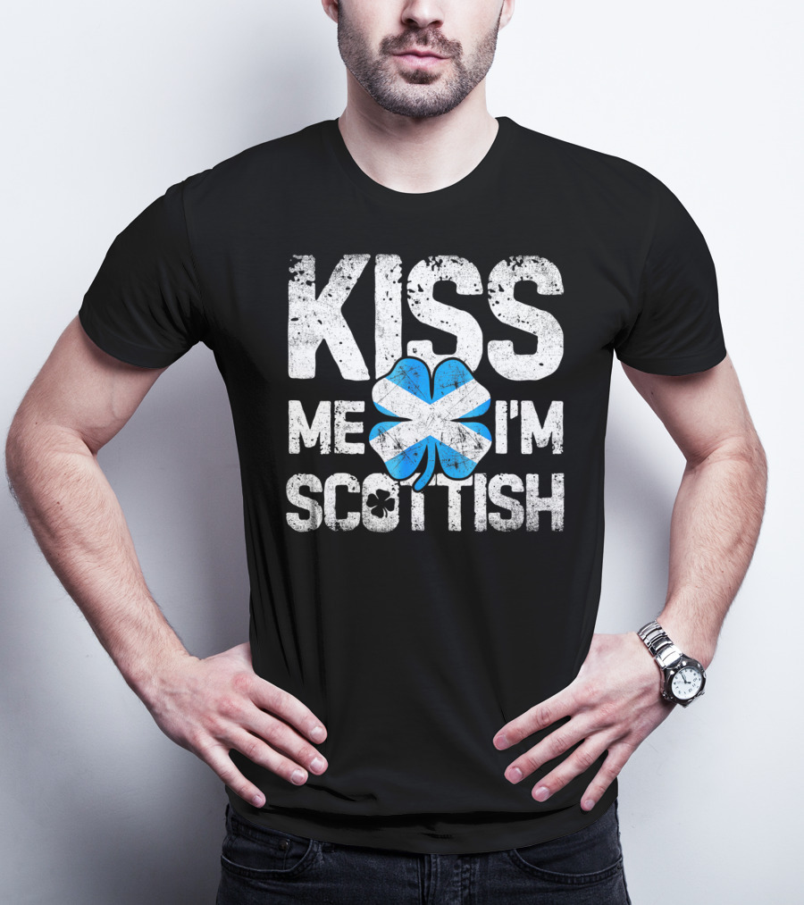 Kiss Me I'm Scottish Scotland Flag Clover St. Patrick's Day T-Shirt