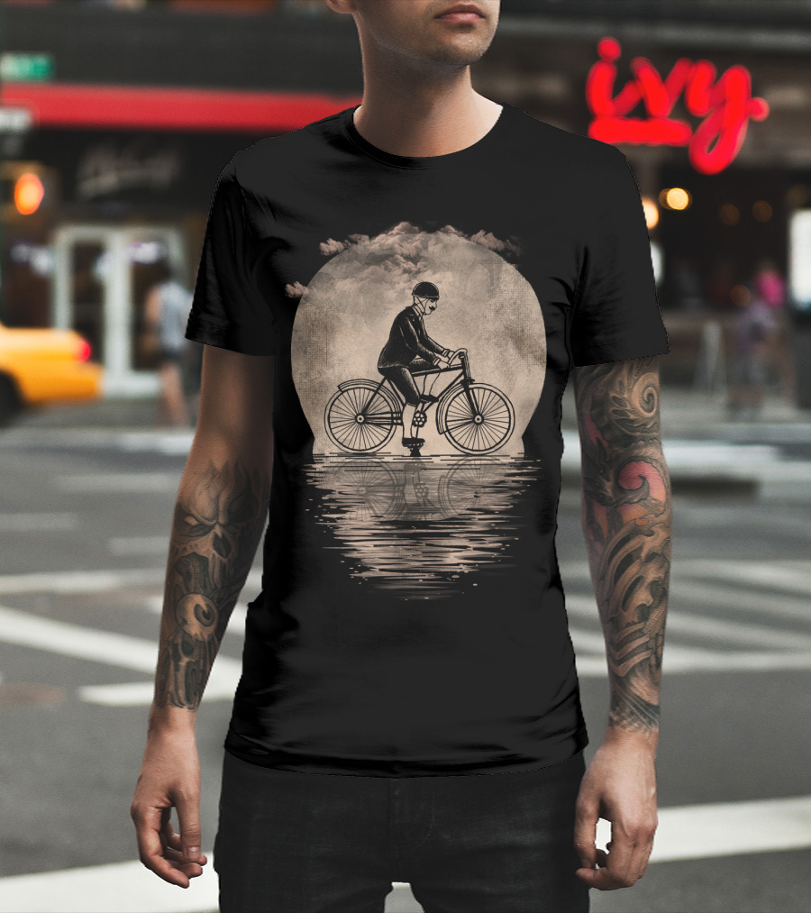 Live To Ride Cloudy Reflection Vintage Cyclist T-Shirt
