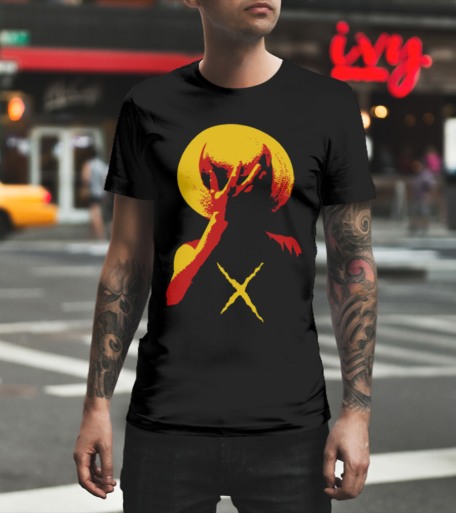 Monkey D. Luffy Portrait With Straw Hat And Crossed Arms T-Shirt