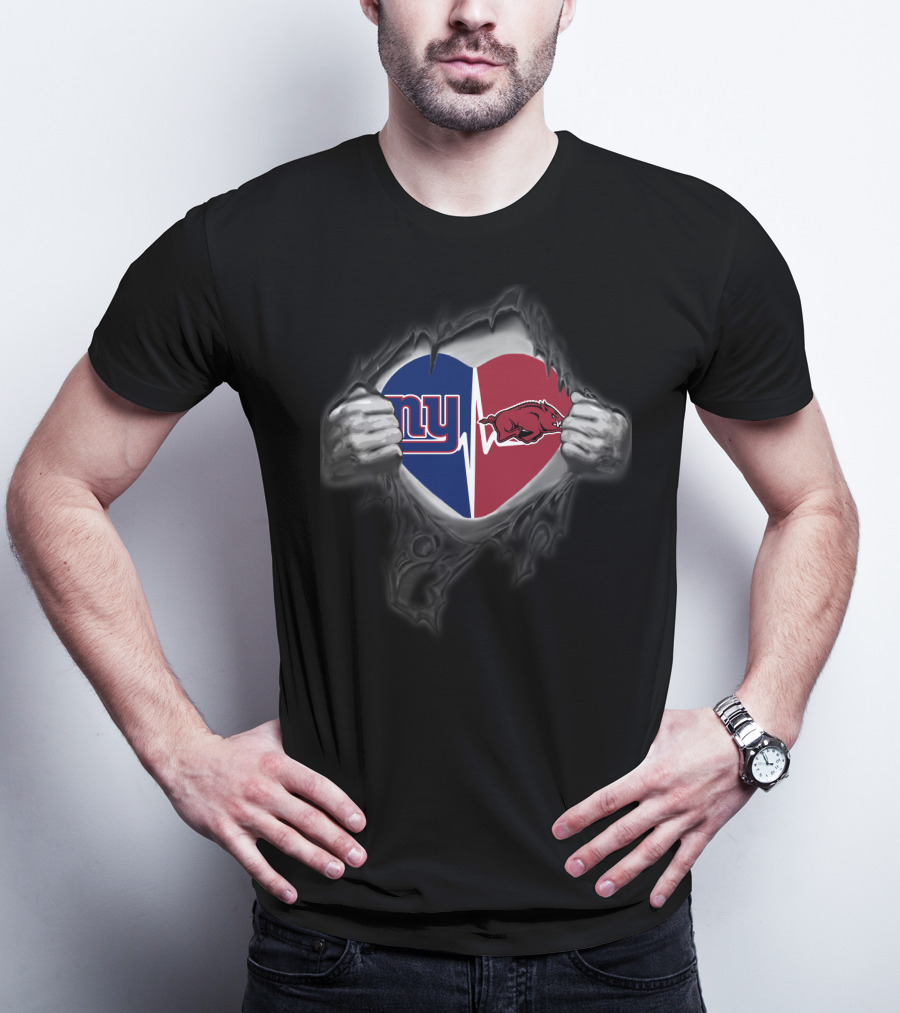 New York Giants Arkansas Razorbacks Heartbeat Fan Logos T-Shirt