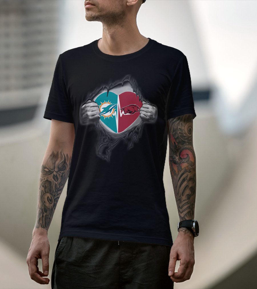Miami Dolphins Arkansas Razorbacks Heart Ripped T-Shirt