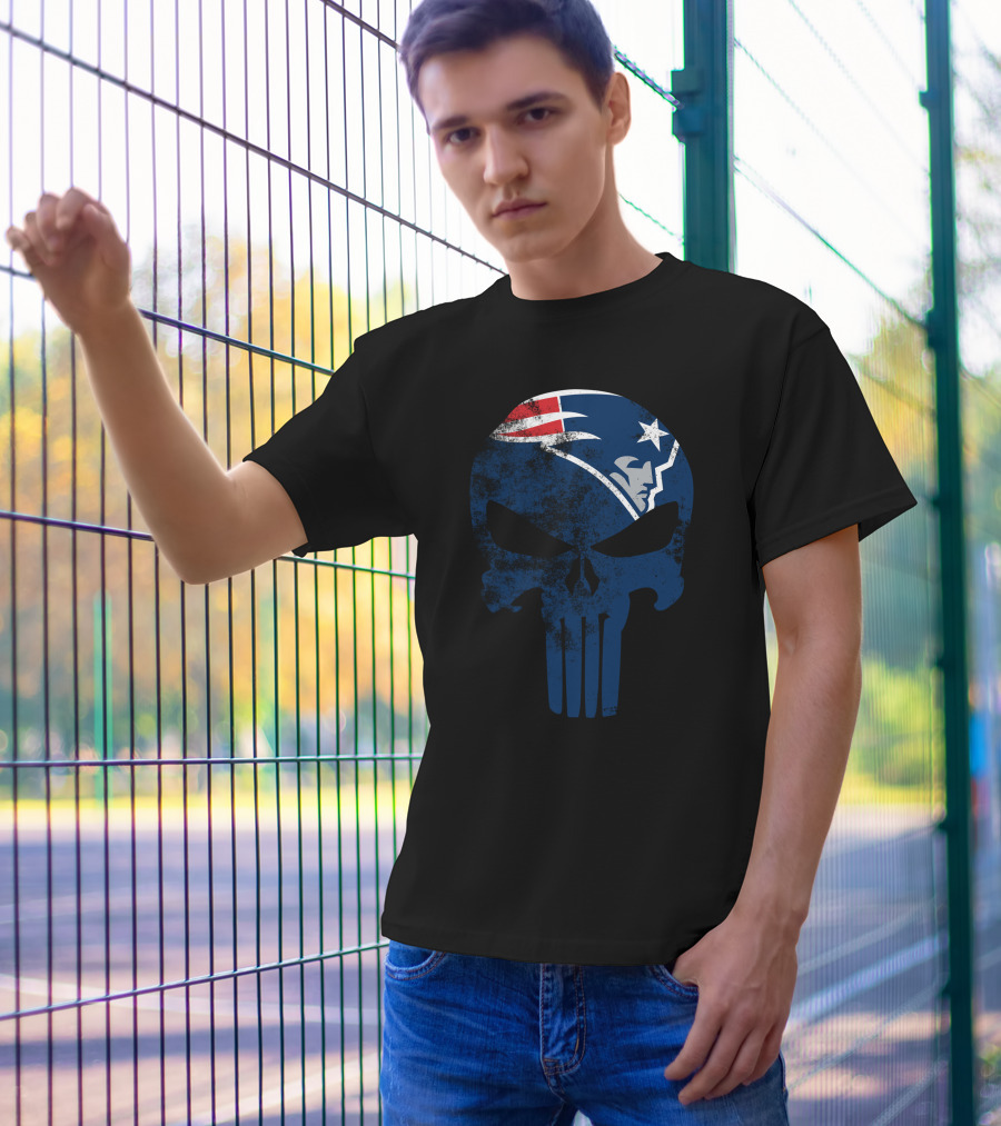 New England Patriots Skull Punisher Logo Fusion T-Shirt