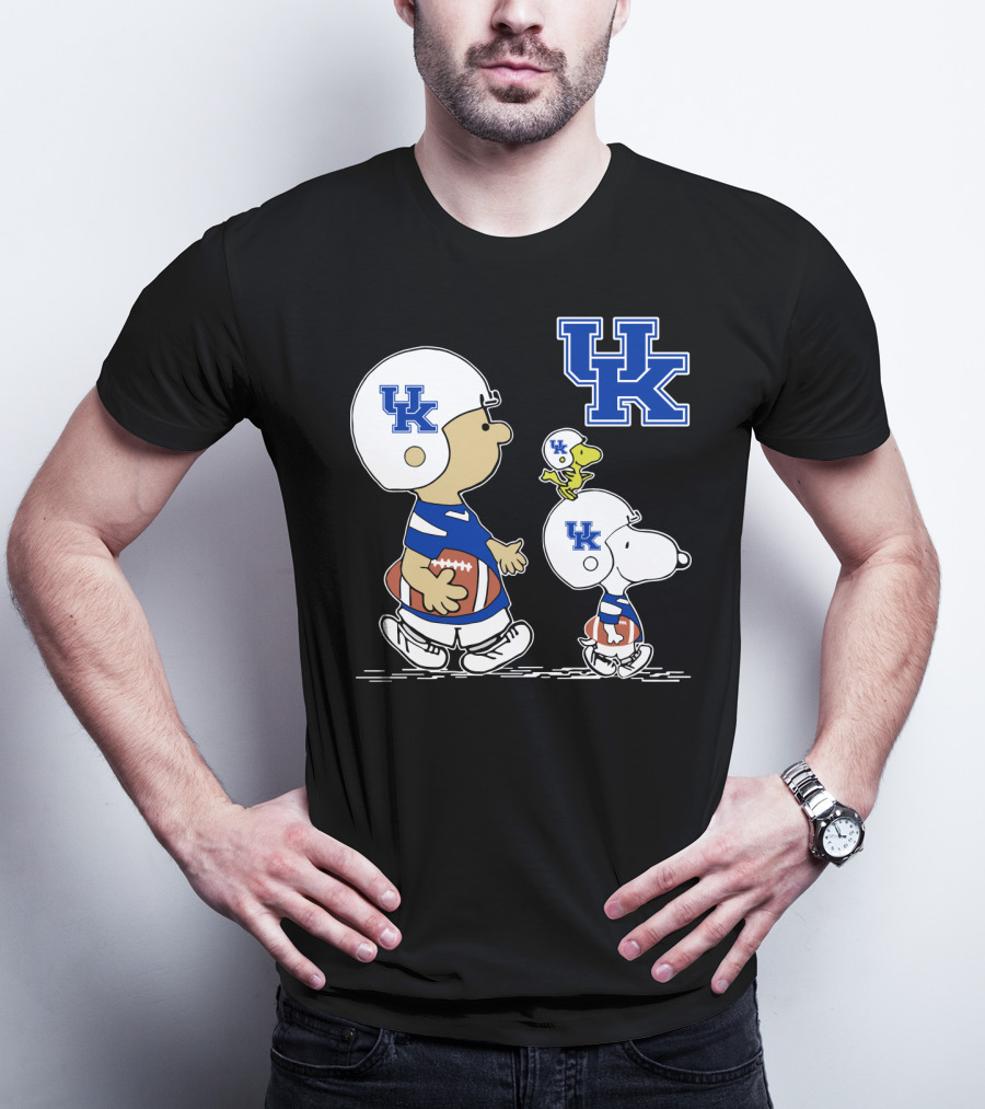 Kentucky Wildcats Peanuts Snoopy Woodstock Football Helmet T-Shirt