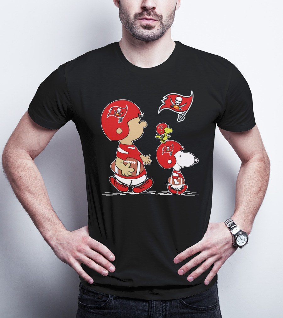 Buccaneers Snoopy Football Team Peanuts Characters Wearing Helmets And Flag T-Shirt