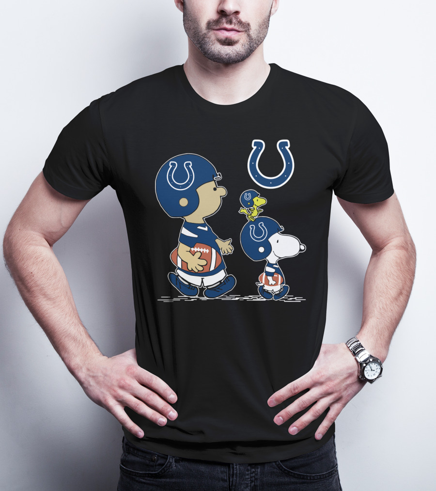 Indianapolis Colts Snoopy And Woodstock Football Players T-Shirt