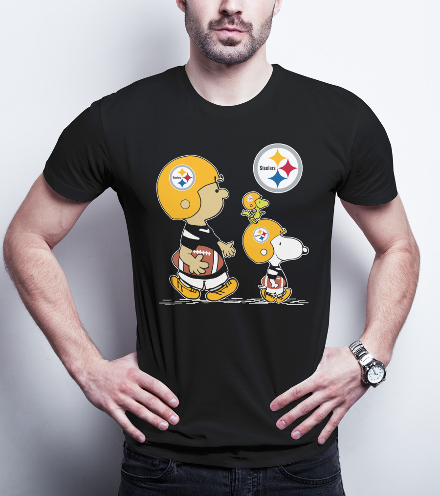 Steelers Snoopy And Peanuts Characters With Football Helmets T-Shirt