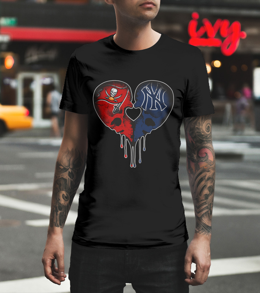 Buccaneers Yankees Skull Heart Fusion T-Shirt
