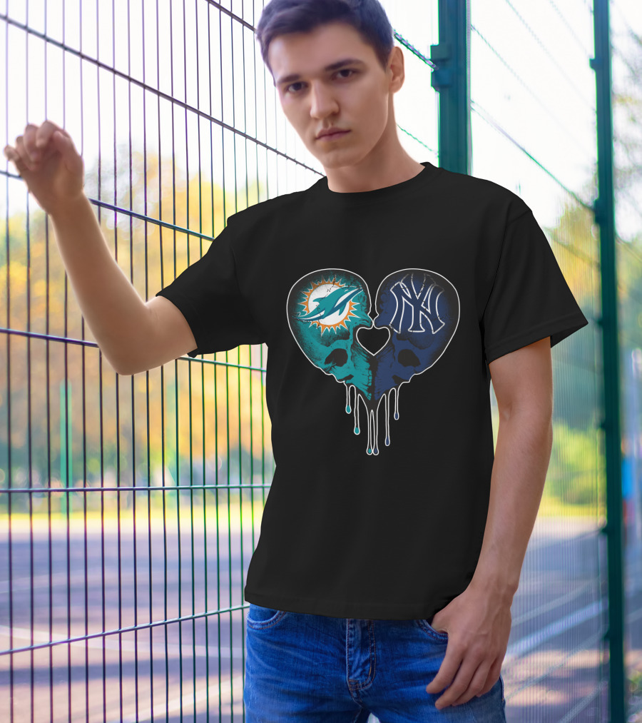 Dolphins Yankees Skull Heart Love T-Shirt