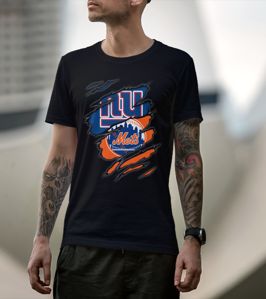 New York Giants And New York Mets Claw T-Shirt