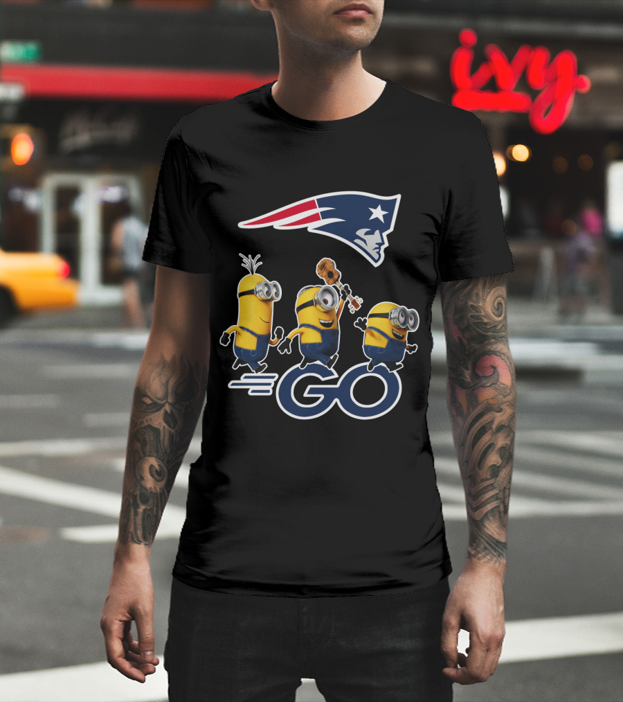 Patriots Logo Minions Go T-Shirt