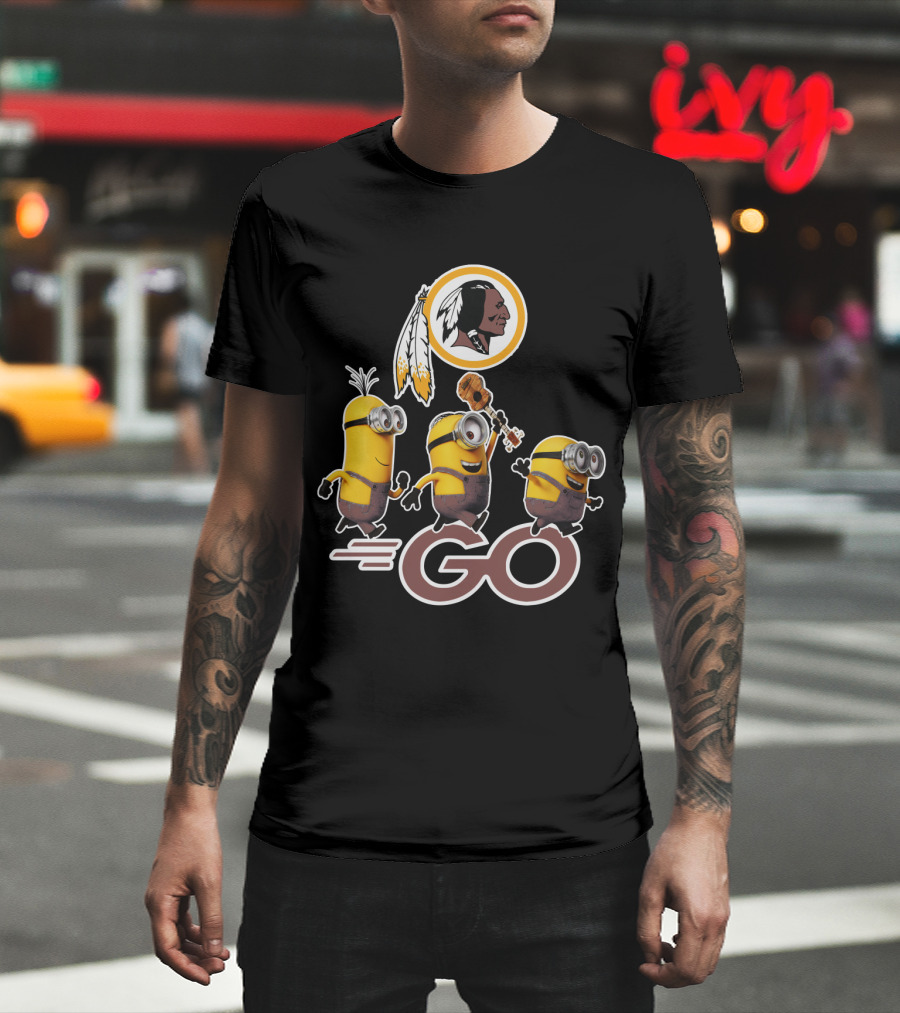 Minions Go Redskins Fan Logo With Ukulele And Feathers T-Shirt
