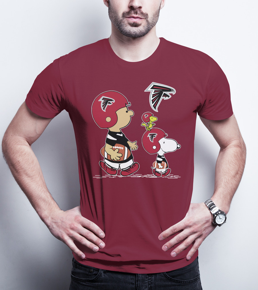 Falcons Snoopy Charlie Brown Woodstock Football Team T-Shirt