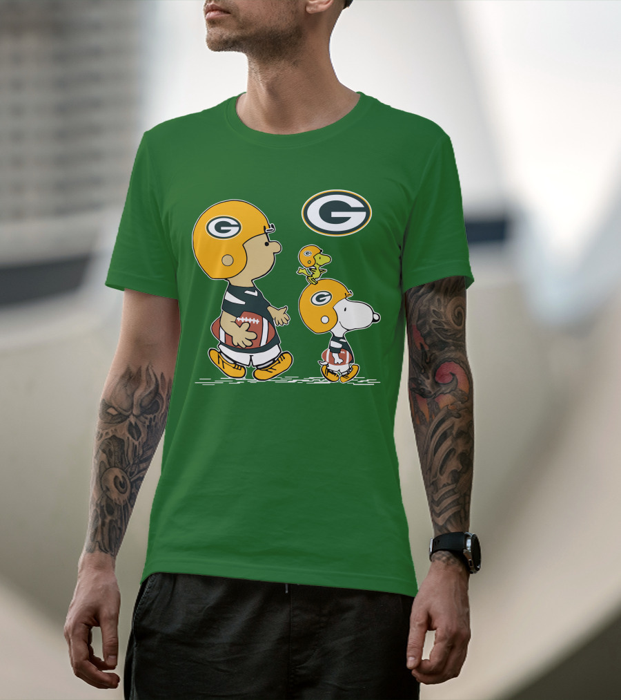 Packers Charlie Brown Snoopy Woodstock Football Helmet T-Shirt
