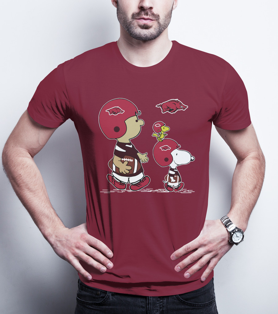 Arkansas Razorbacks Snoopy Football Peanuts Characters With Helmets T-Shirt