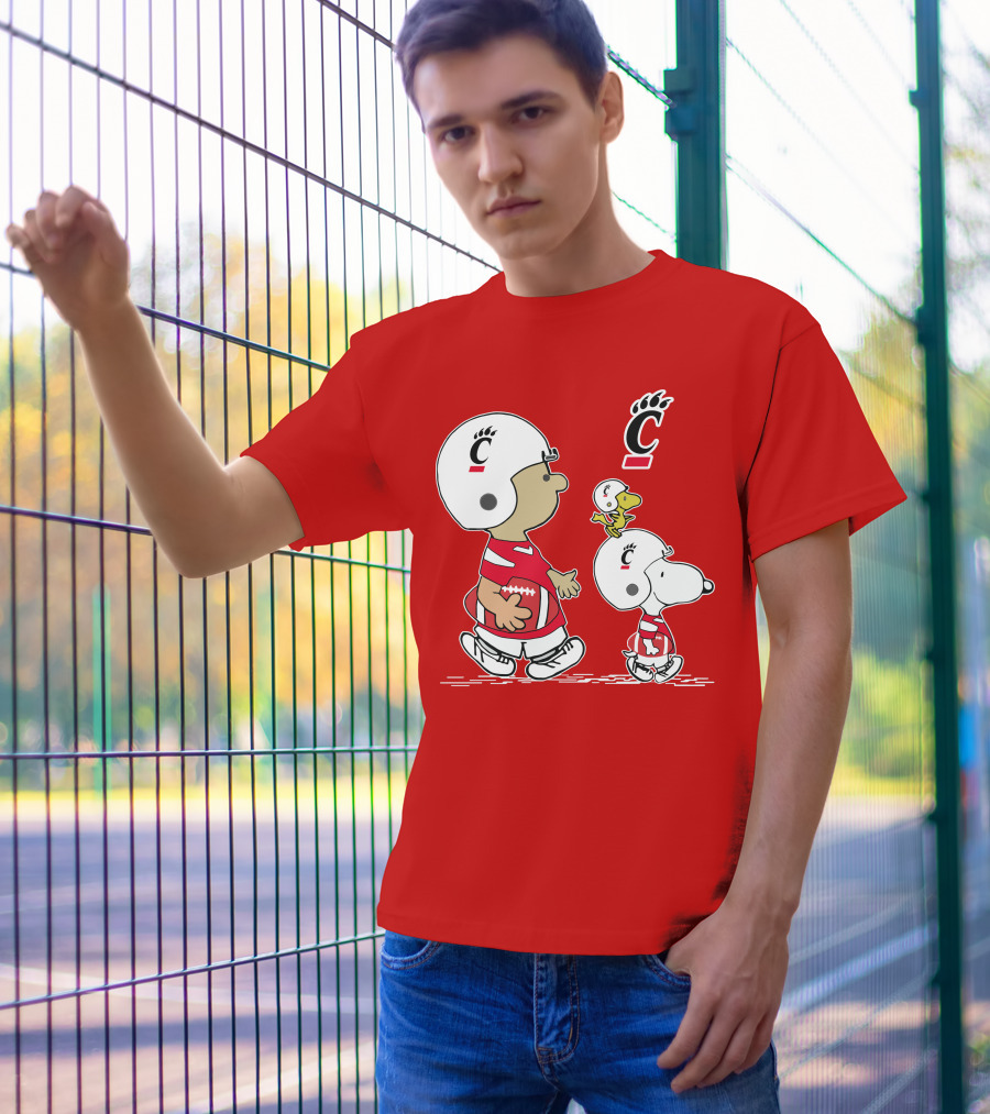 Cincinnati Bearcats Football Snoopy And Woodstock Game Day T-Shirt