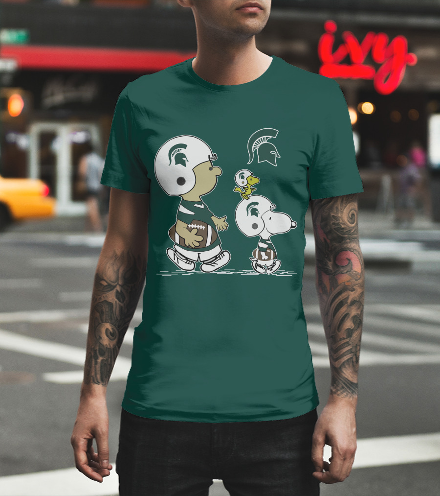 Michigan State Spartans Snoopy And Woodstock Football Gear T-Shirt