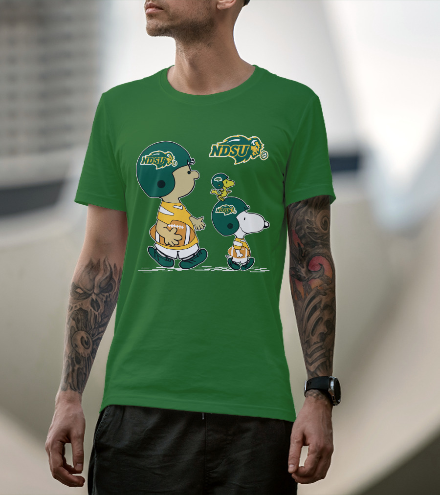 NDSU Snoopy And Woodstock Football Pee Wee Herman T-Shirt