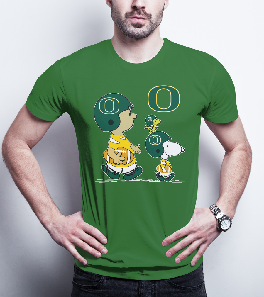 Oregon Ducks Snoopy Charlie Brown Woodstock Football Helmet Peanuts T-Shirt