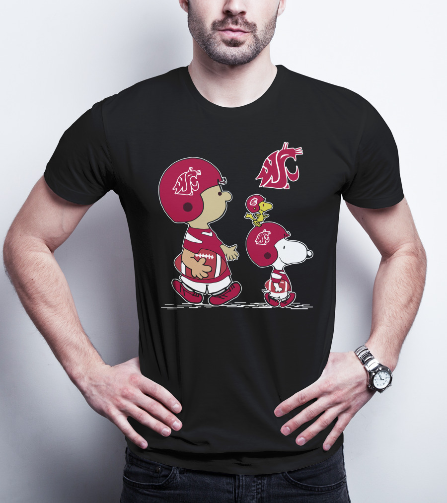 Washington State Cougars Snoopy Football Team T-Shirt
