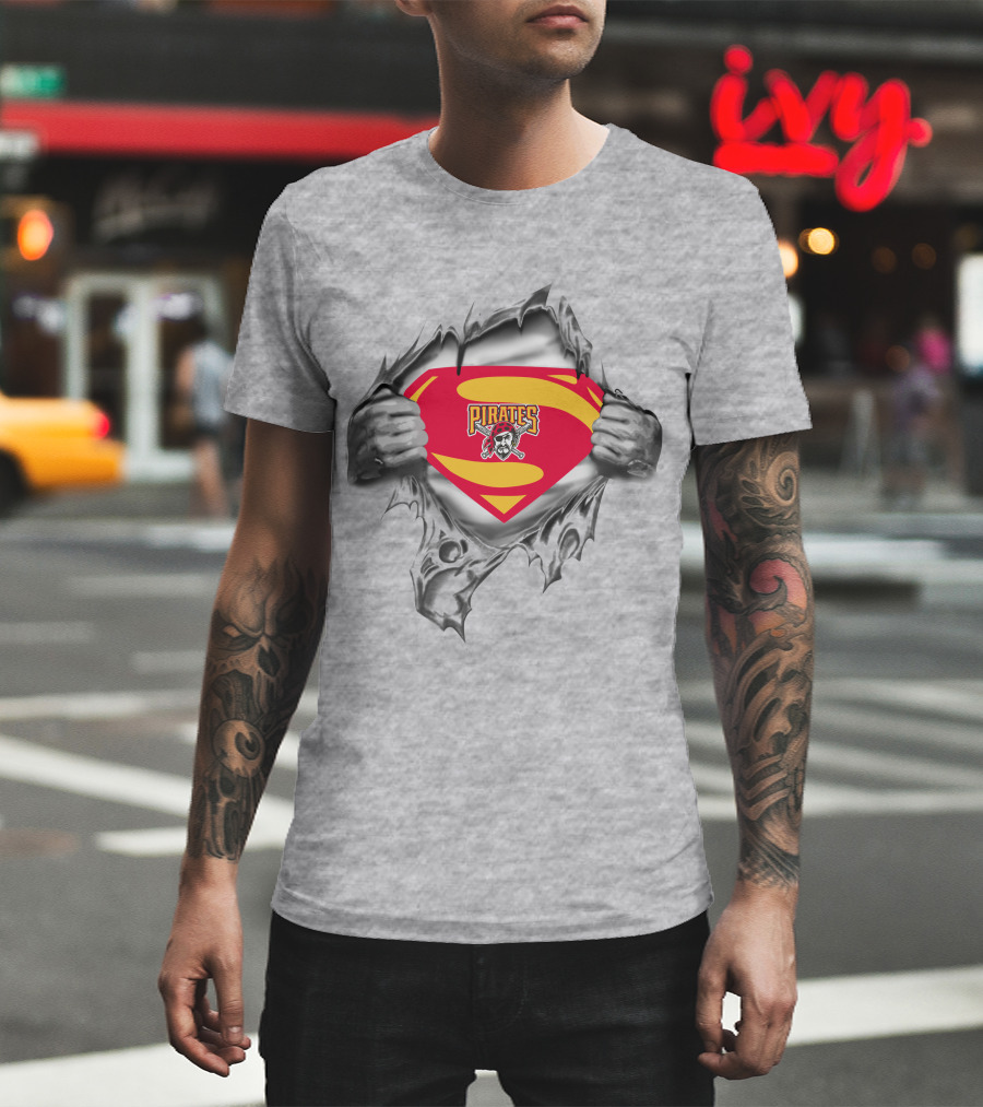 Superman Pirates Logo With Skull And Crossbones Emblem T-Shirt
