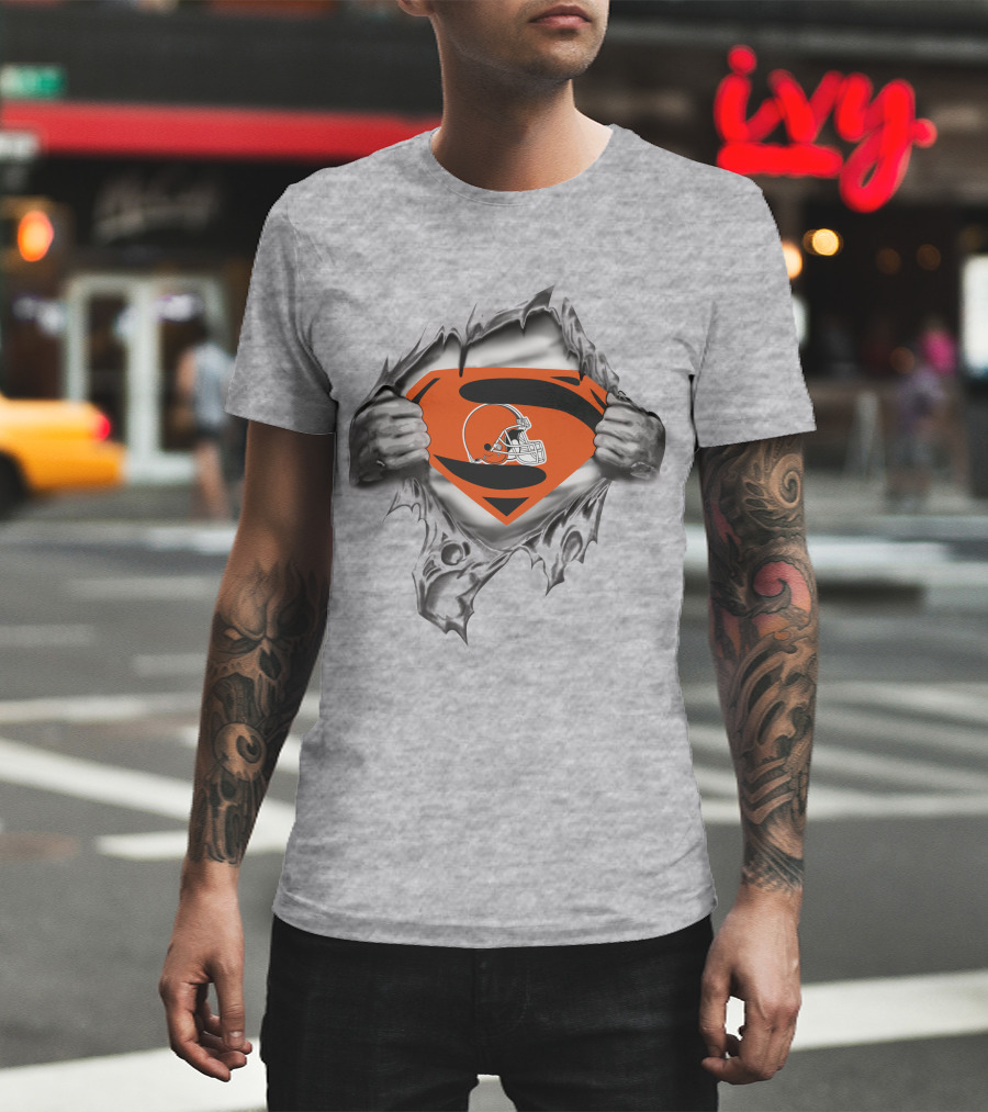 Cleveland Browns Superman Logo Football Fan T-Shirt