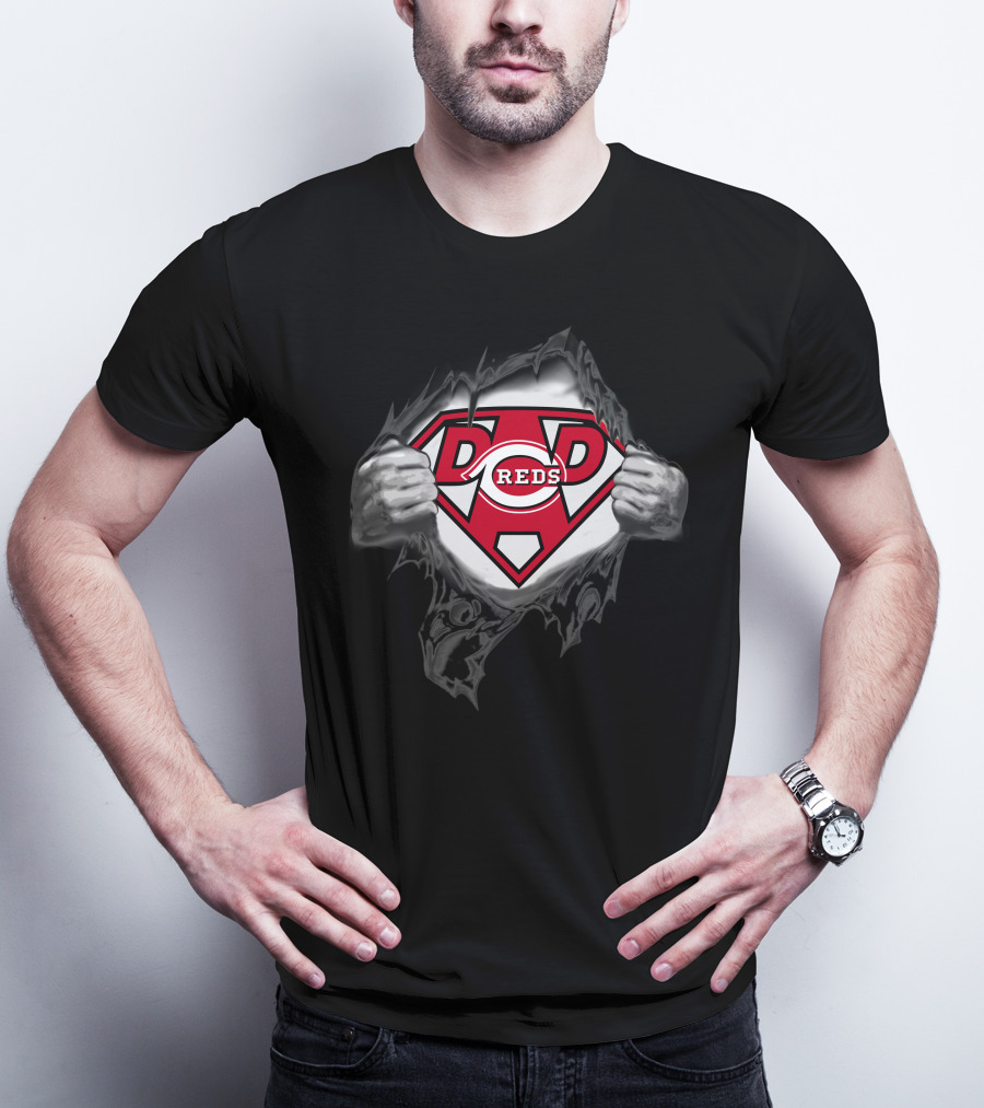 Cincinnati Reds Dad Superman Shield Peeling Effect T-Shirt