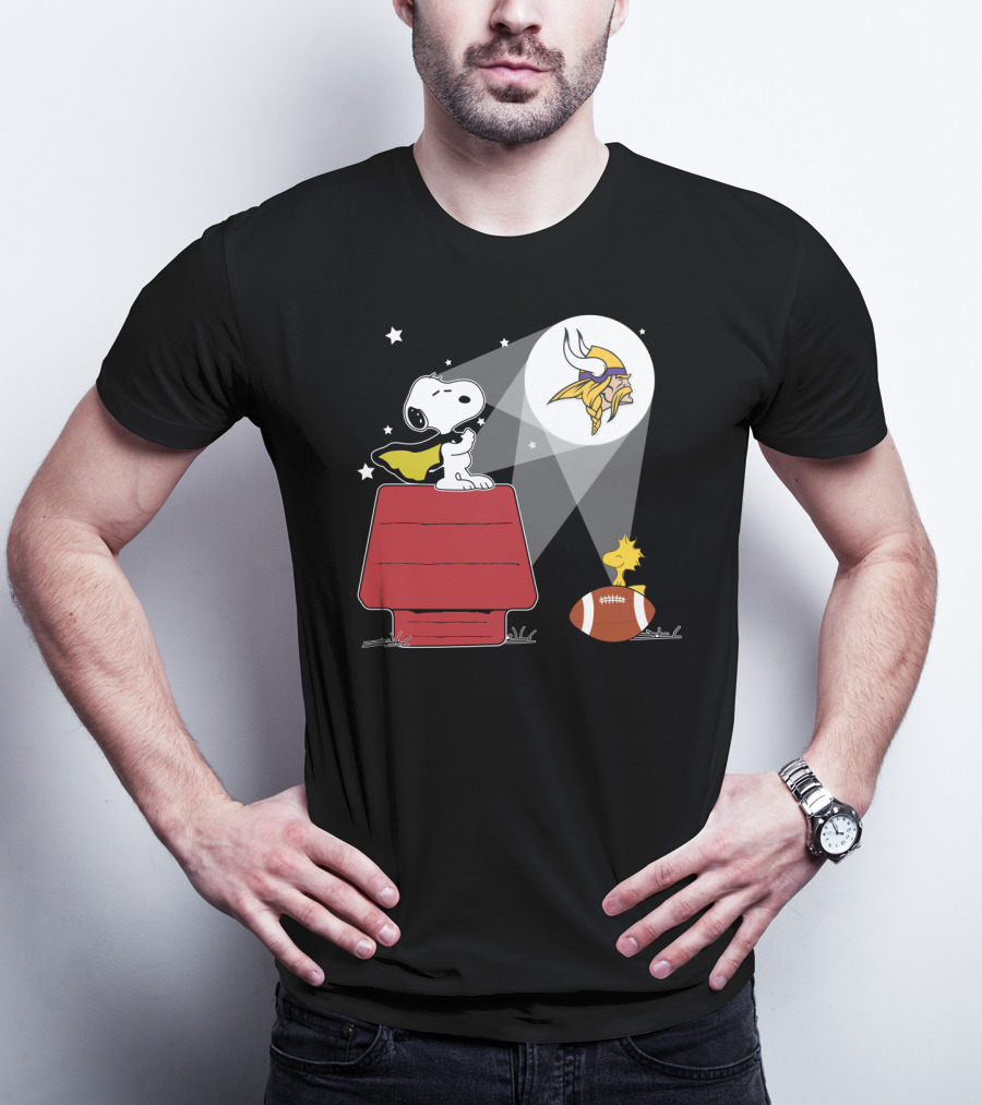Snoopy Minnesota Vikings Fan Spotlight With Woodstock And Football T-Shirt