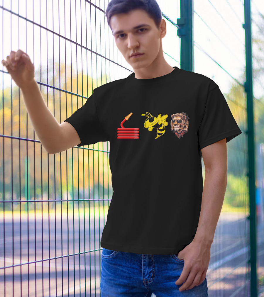 Hose Insect Animated Sunglasses Lion T-Shirt