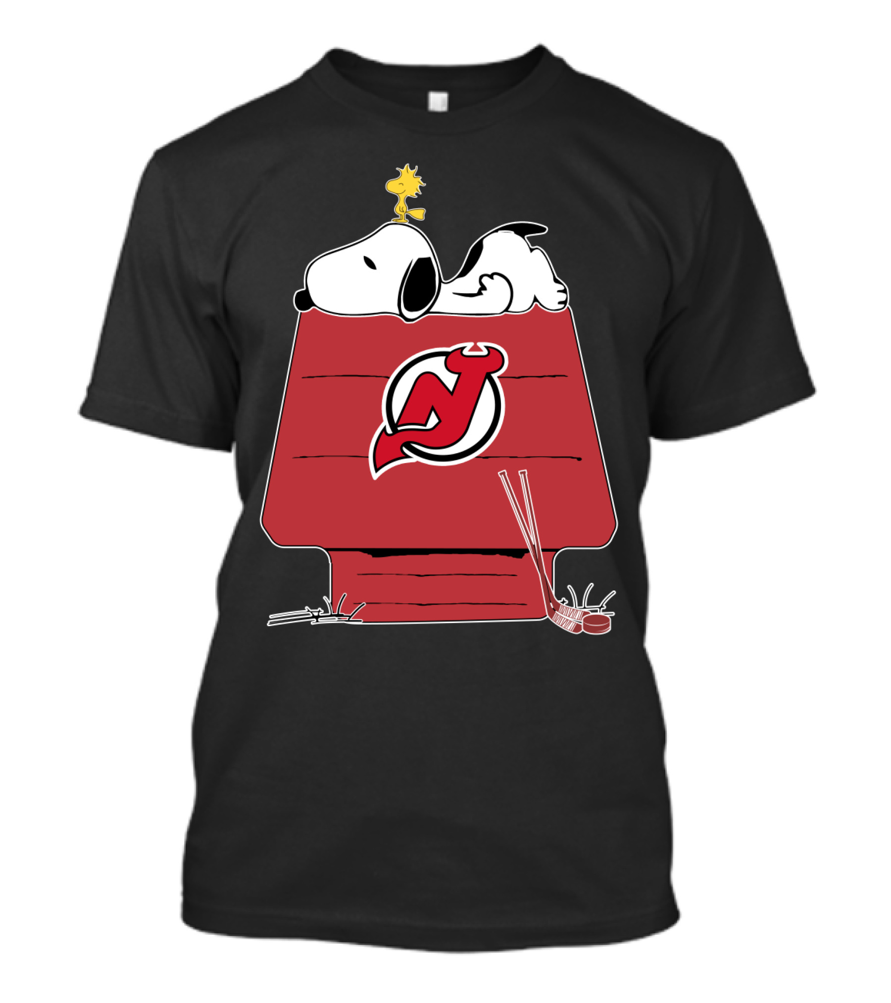 New Jersey Devils Snoopy And Woodstock On Doghouse With Hockey Sticks T-Shirt