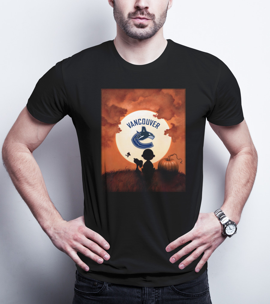 Vancouver Canucks Halloween Moon Pumpkin Scene T-Shirt