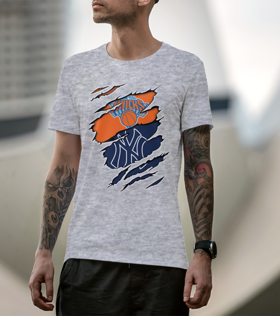 New York Knicks Yankees Torn Logo Fusion T-Shirt