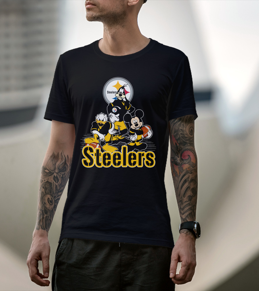 Steelers Mickey Donald Goofy Football Team Friendship T-Shirt