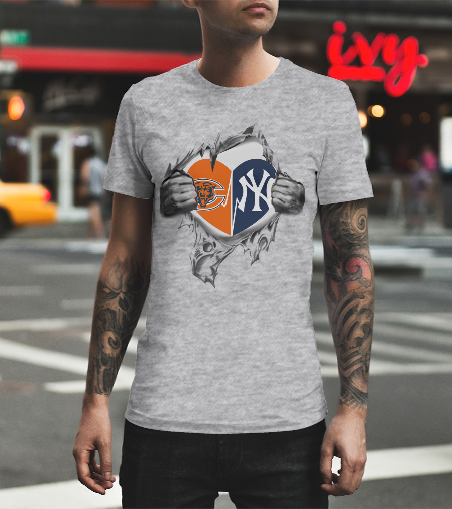 Chicago Bears New York Yankees Split Heart Rip T-Shirt