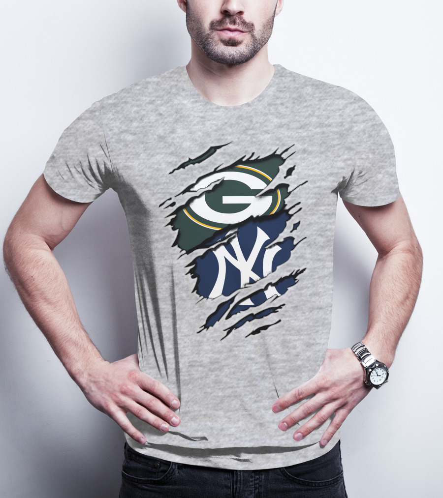 Green Bay Packers New York Yankees Torn Logo Fusion T-Shirt