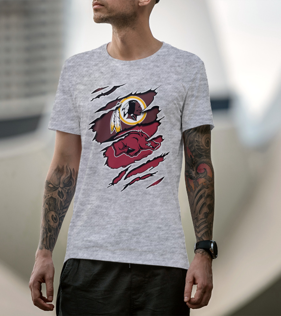 Redskins And Arkansas Razorbacks Claw T-Shirt