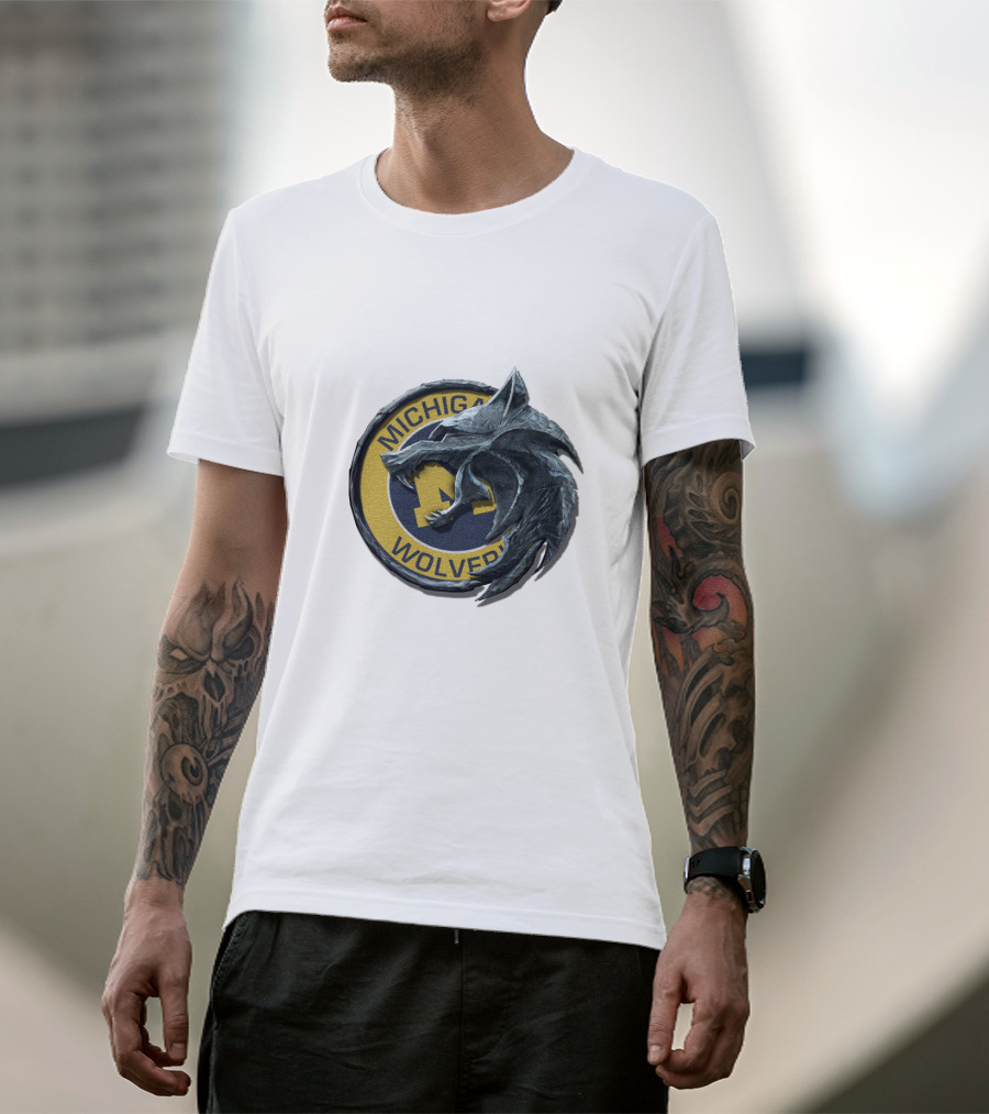 Michigan Wolverines Wolf Emblem Cht1Twnc2015 T-Shirt