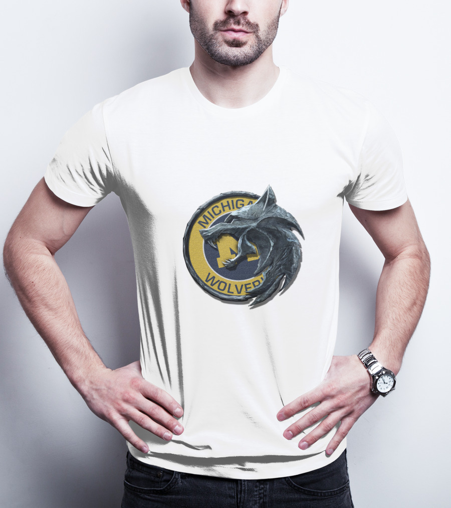 Michigan Wolverines Wolf Emblem Cht1Twnc2015 T-Shirt