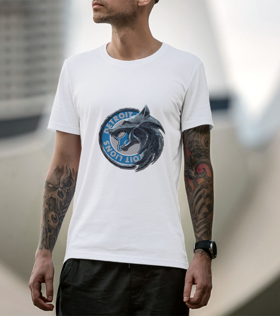 Detroit Lions Nfl Football Team Logo With Stylized Wolf Head T-Shirt