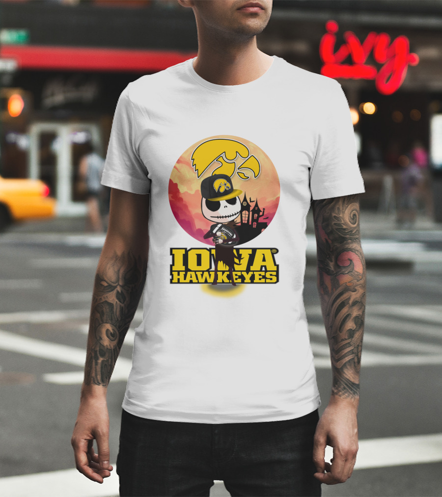 Iowa Hawkeyes Halloween Skull T-Shirt