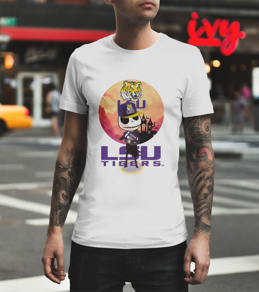 Lsu Tigers Halloween Skeleton In Hat With Tiger And Haunted House T-Shirt