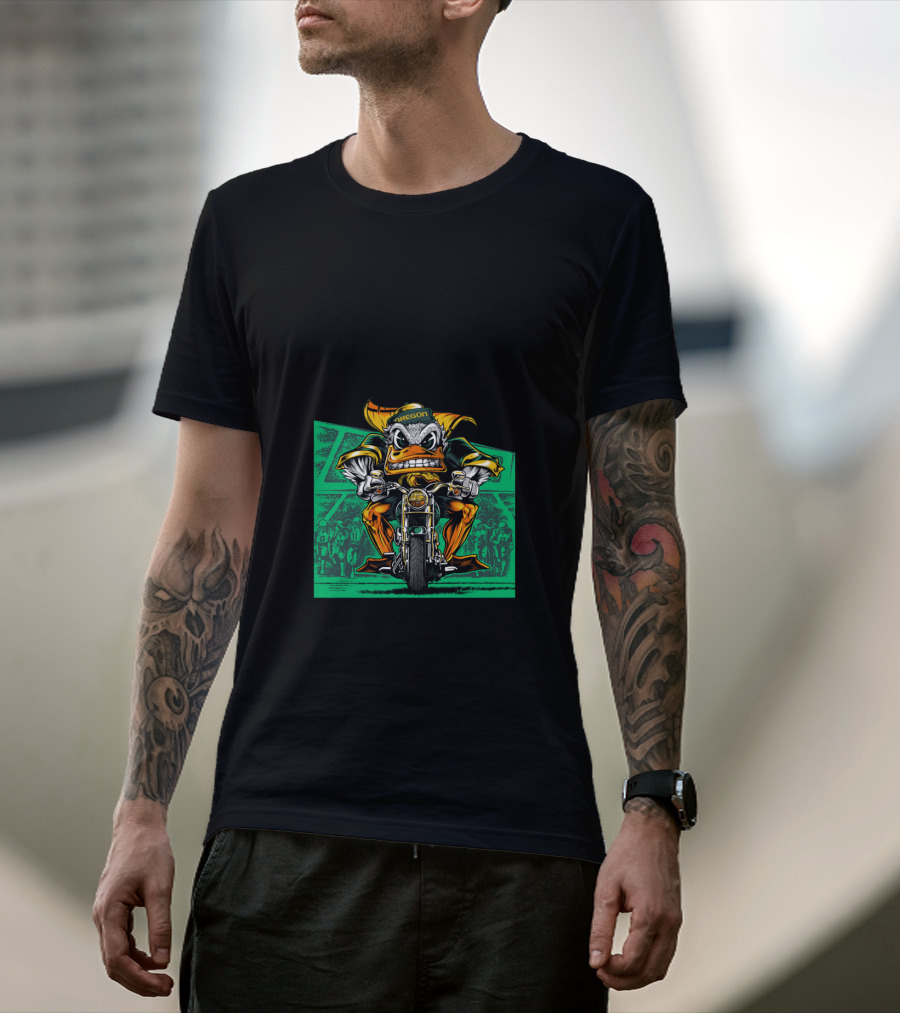 Oregon Duck Riding Motorcycle Bold 2007 Retro Style T-Shirt