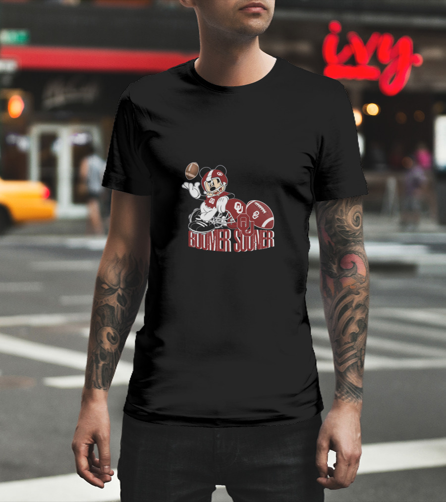 Boomer Sooner Ou Football Character Throwing Football T-Shirt
