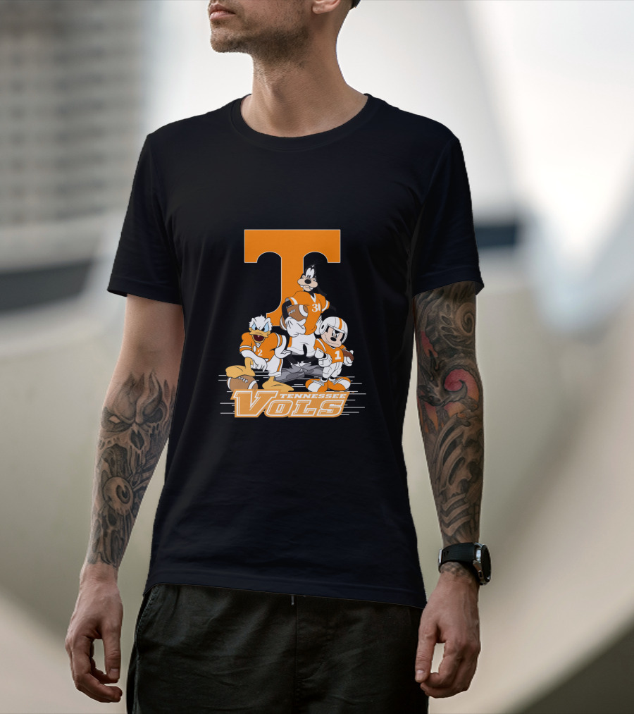 Tennessee Vols T Logo Donald Goofy Mickey Football Players T-Shirt