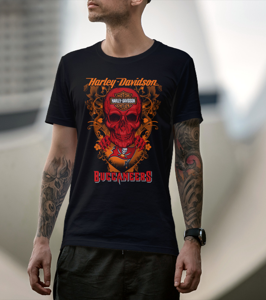 Harley Davidson Motor Cycles Buccaneers Tampa Bay Skull T-Shirt