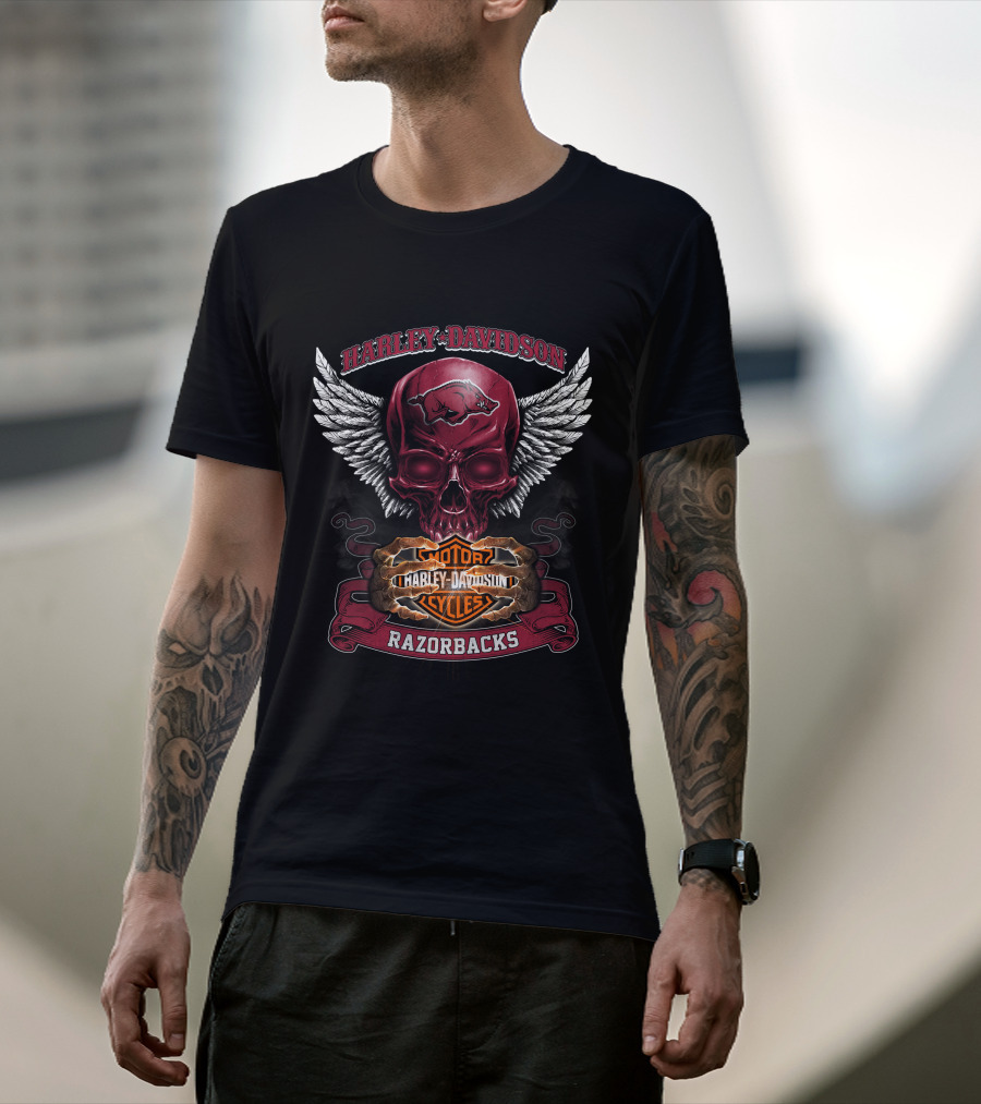 Harley Davidson Arkansas Razorbacks Skull With Wings And Motorcycle T-Shirt