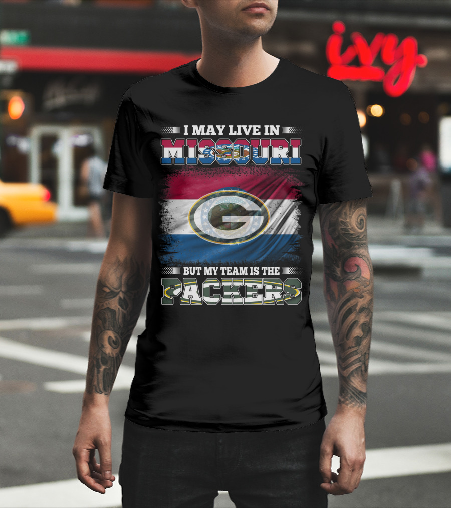 I May Live In Missouri But My Team Is The Packers With Green Bay Logo On Missouri State Flag T-Shirt