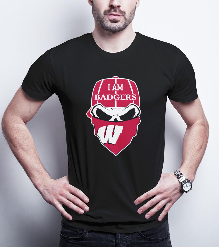 I Am Badgers Wisconsin Skull W T-Shirt