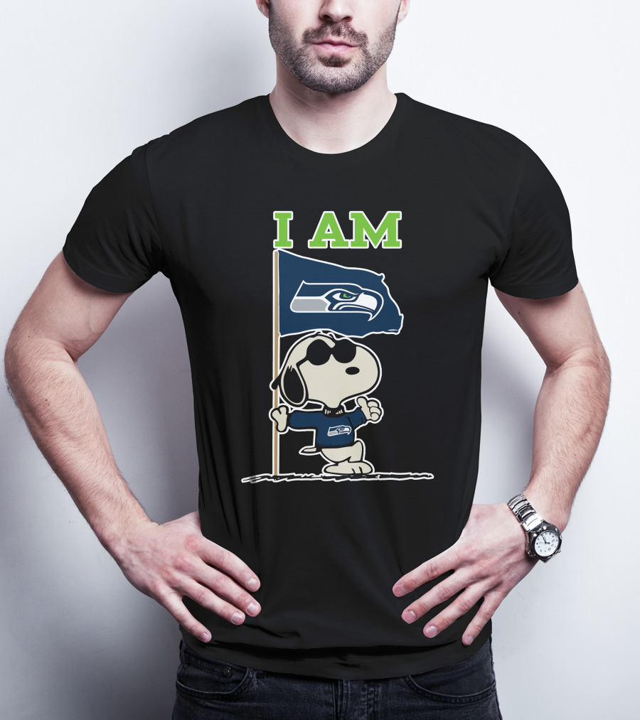 I Am Seattle Seahawks Snoopy Flag T-Shirt
