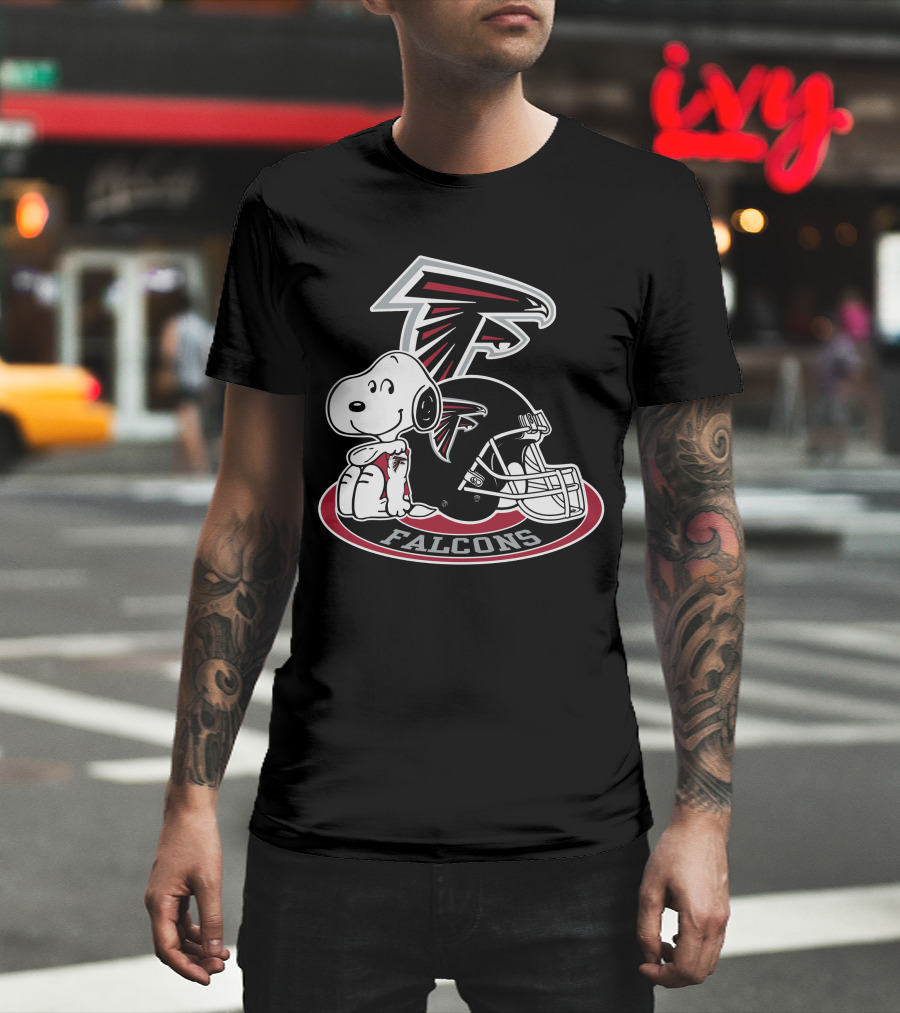 Atlanta Falcons Snoopy With Falcons Logo And Helmet T-Shirt
